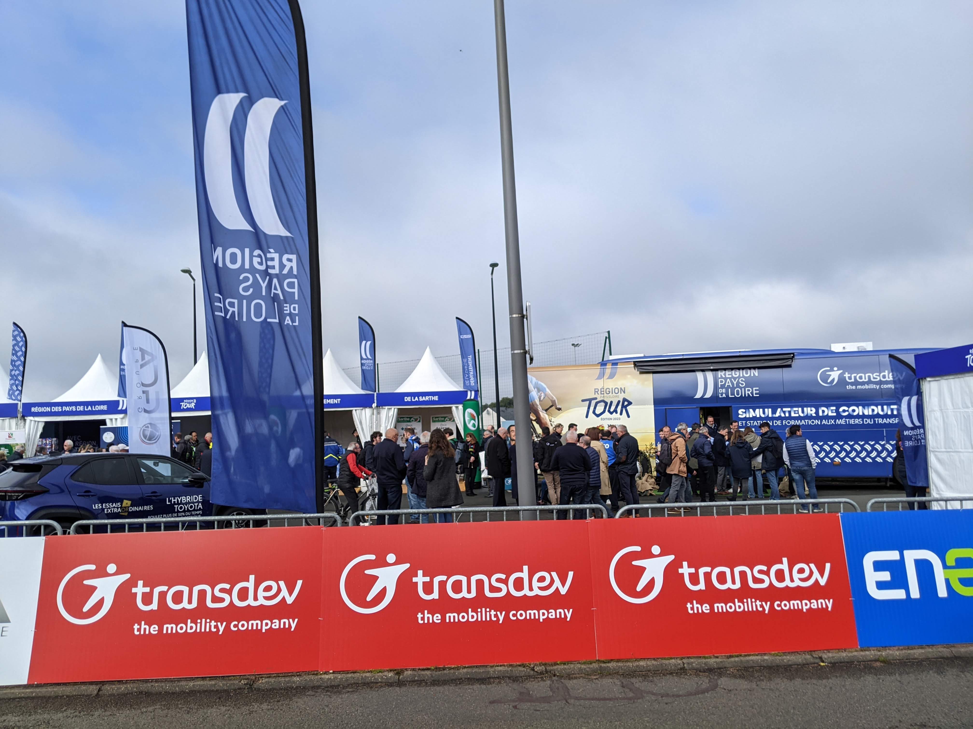 Forêt Aléop – 10 000 arbres plantés, la mobilité des Sarthois ...